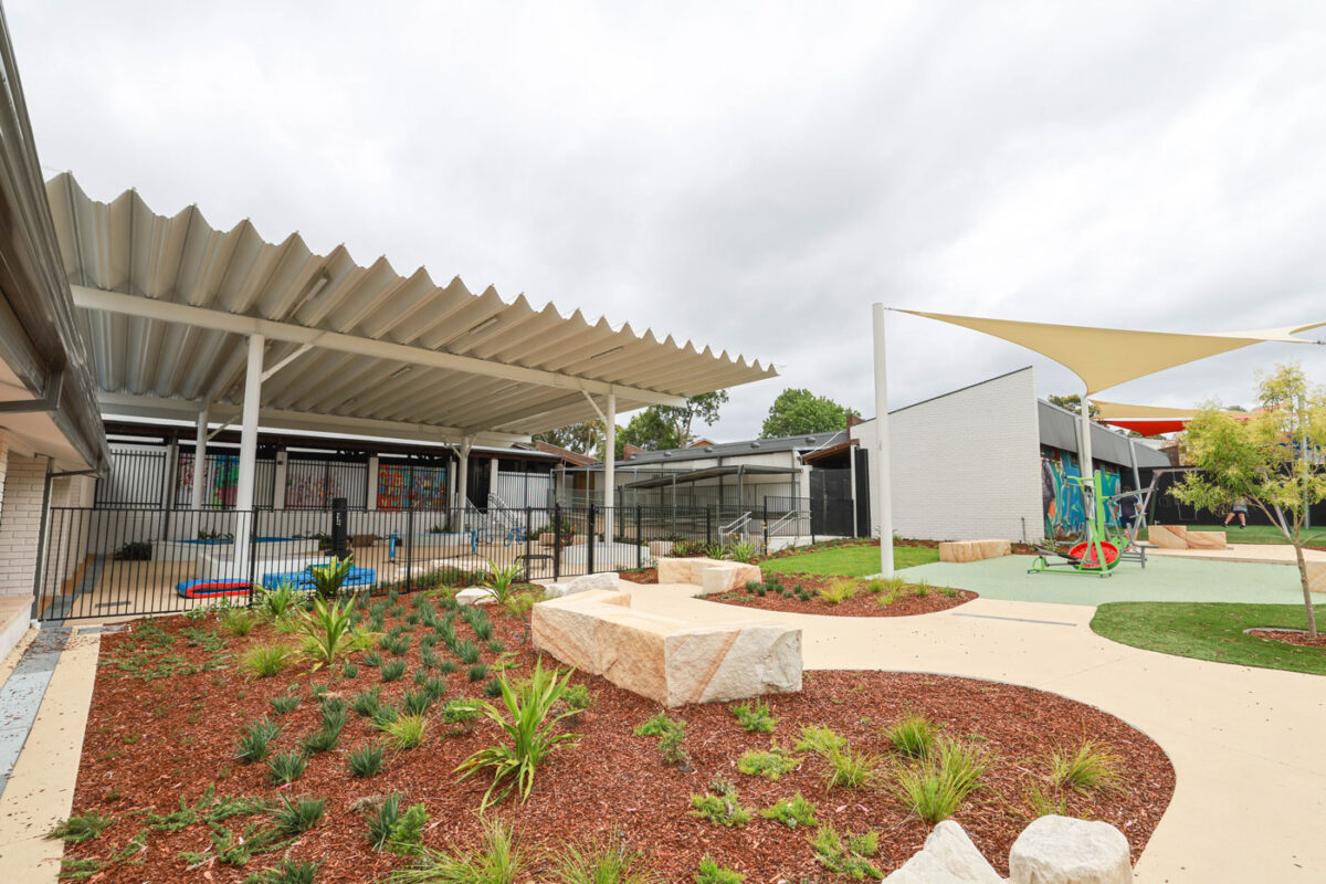 Aspect Vern Barnett, Forestville - Construction Assignments